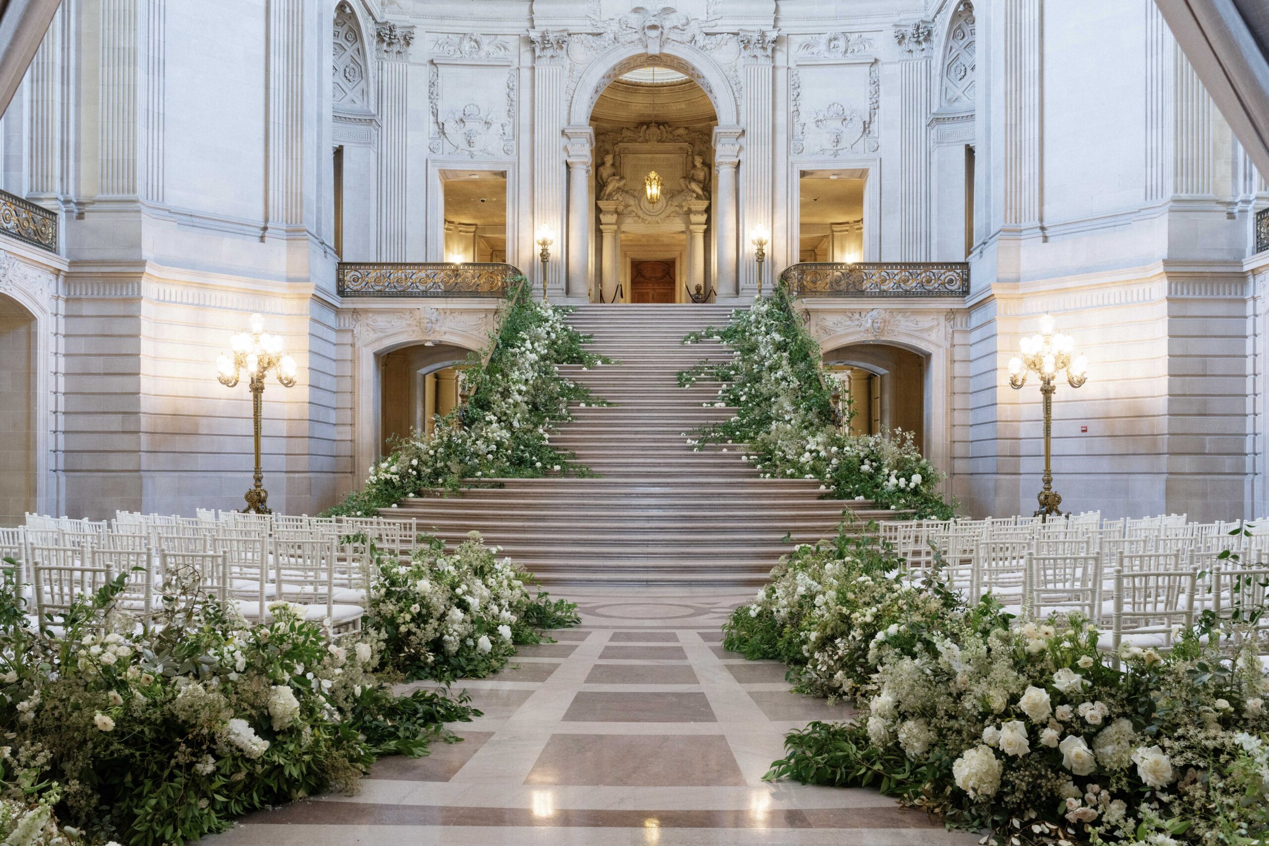 An Ethereally Romantic Wedding in San Francisco – The Hibernia